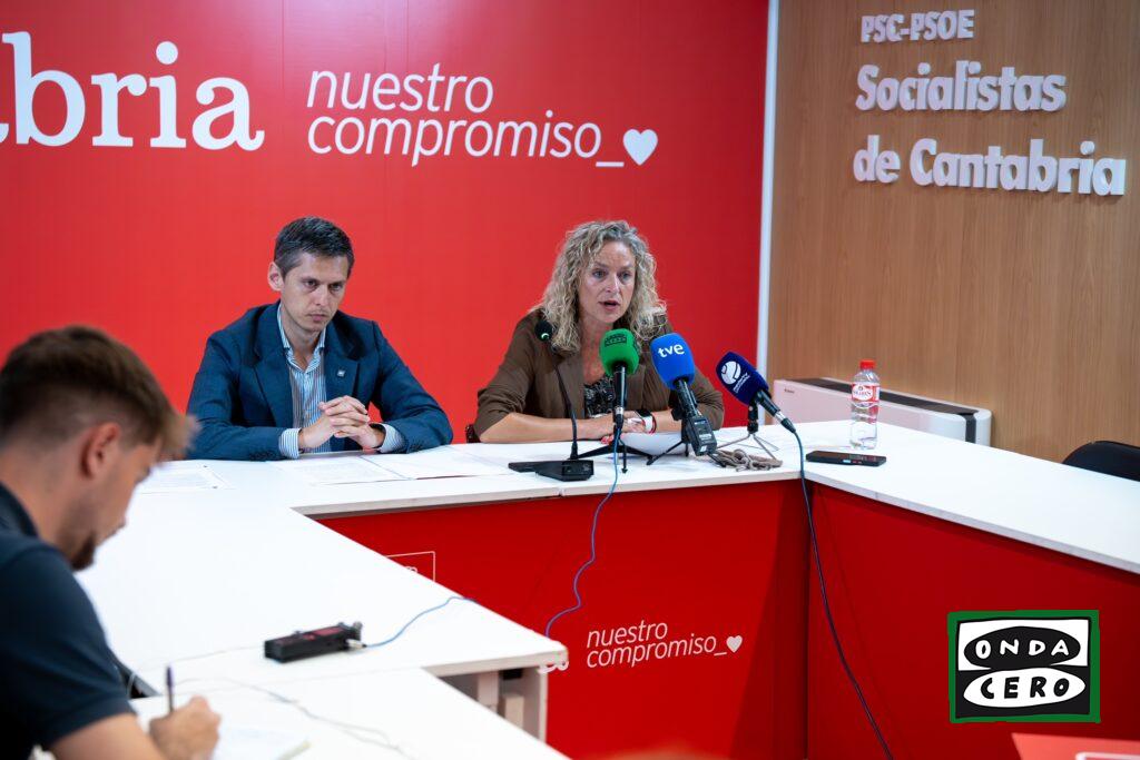 El PSOE pide la dimisión o el cese del consejero de Educación por la ...